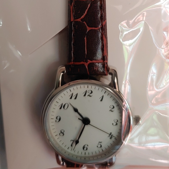 Toni | Accessories | Vintage Tortoise Shell Strap Plain Face Watch ...